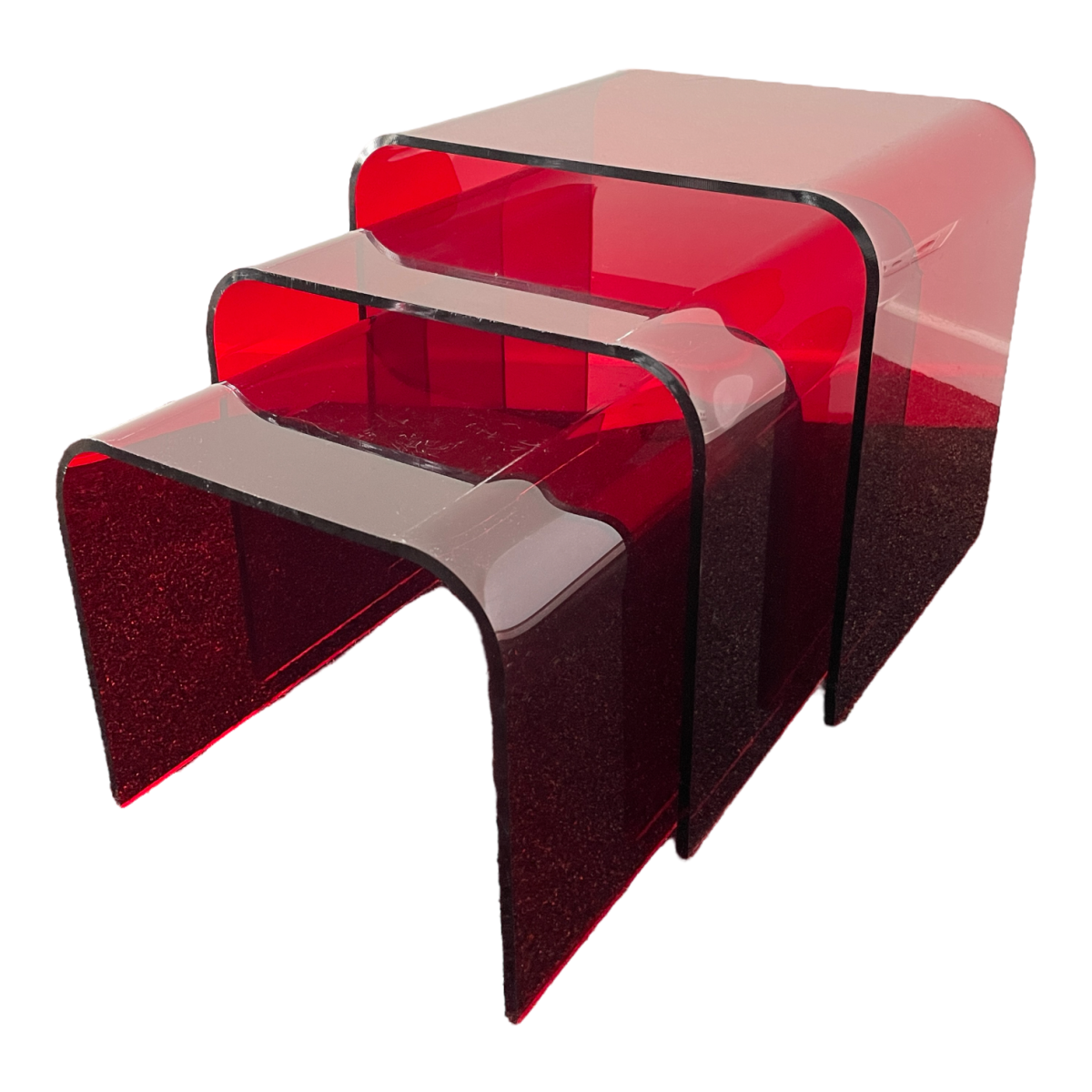 Set de 3 tables gigognes en méthacrylate rouge, ca 1970